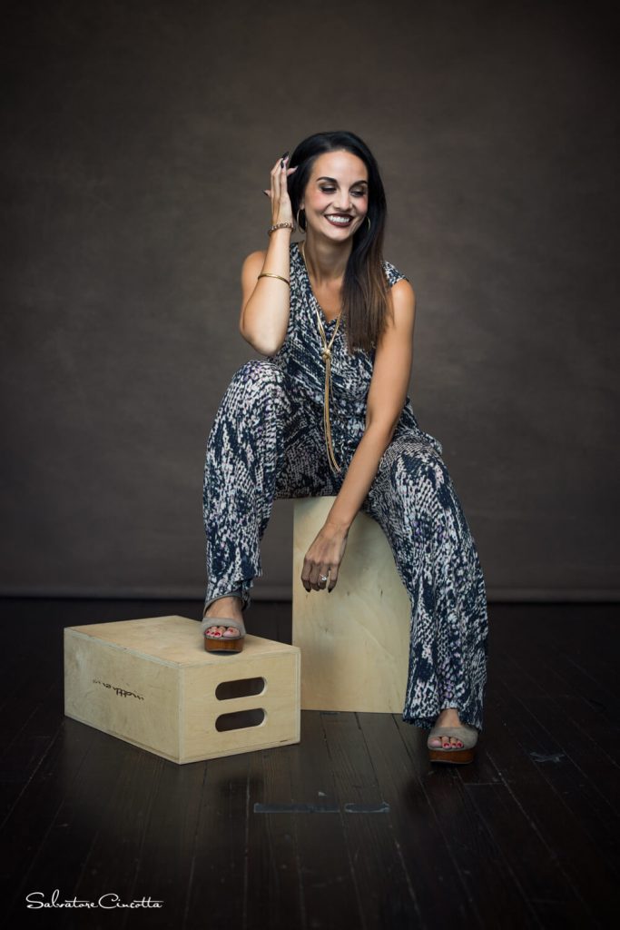 2-Light Studio Portraits with the Profoto B10 Plus