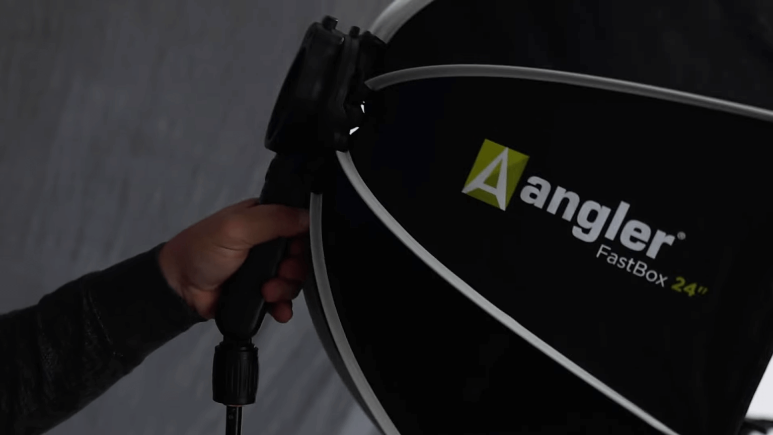 Is the Angler FastBox 24" Softbox Better Than the Profoto Clic?