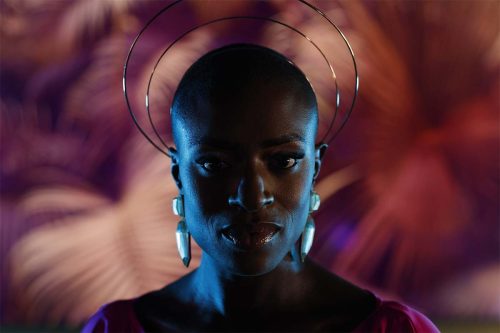 Edgy Fashion Photography Using Continuous Lights